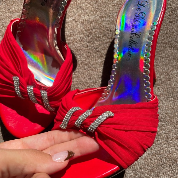 De Blossom Collection | Shoes | Vintage Red Heels With Diamond ...